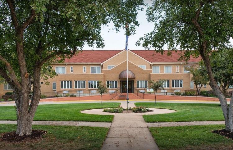 Newton Presbyterian Manor – Newton, KS – SeniorHousingNet.com